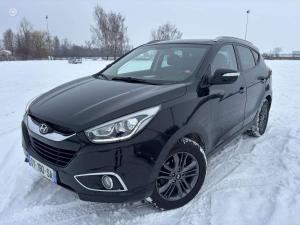 Black Hyundai ix35 2016 in Marijampole, with an engine capacity of 1.69 L and mileage of 274 thousand km for 6250 €, photo  on AUTOMOTO.COM.LV