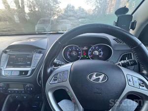 Melns Hyundai ix35 2013 Ogre, ar dzinēja tilpumu 1.70 L un nobraukumu 168 tūkst. km par 2850 €, foto 7 vietnē AUTOMOTO.COM.LV