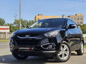 Black Hyundai ix35 2012 in Siauliai, with an engine capacity of 1.60 L and mileage of 197 thousand km for 5950 €, photo 4 on AUTOMOTO.COM.LV
