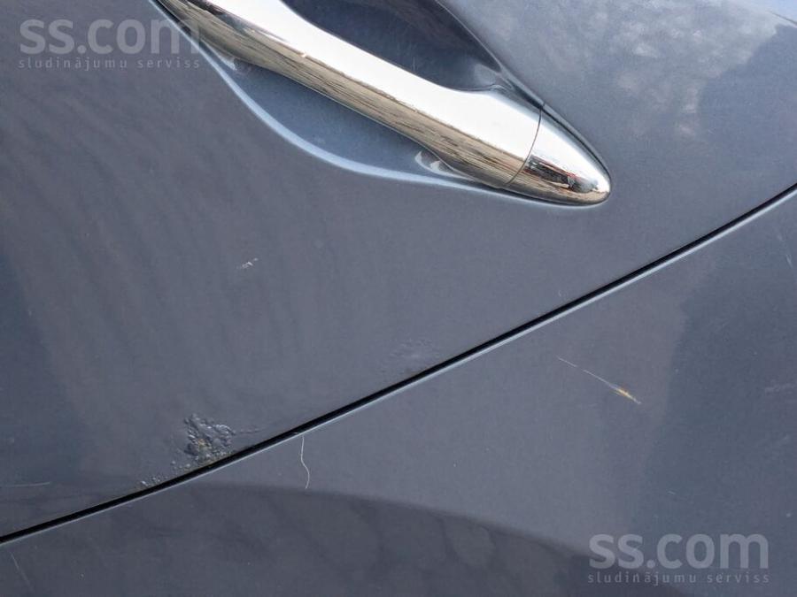 Blue Hyundai ix35 2013 in Riga, with an engine capacity of 2.00 L and mileage of 278 thousand km for 3300 €, photo 12 on AUTOMOTO.COM.LV