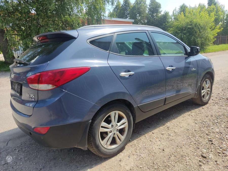 Zils Hyundai ix35 2013 Ukmergė, ar dzinēja tilpumu 1.69 L un nobraukumu 164 tūkst. km par 4400 €, foto 8 vietnē AUTOMOTO.COM.LV
