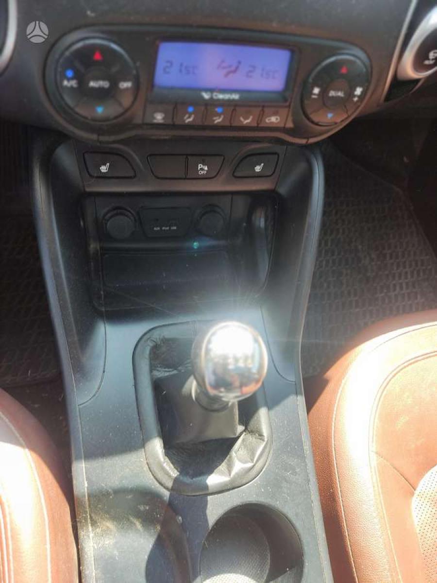 Zils Hyundai ix35 2013 Ukmergė, ar dzinēja tilpumu 1.69 L un nobraukumu 164 tūkst. km par 4400 €, foto 9 vietnē AUTOMOTO.COM.LV