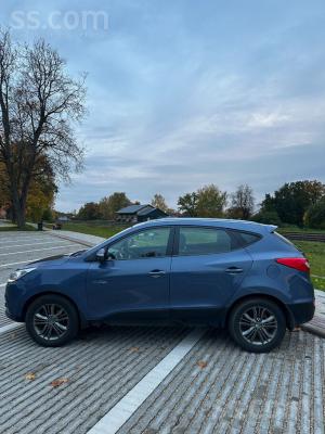 Zils Hyundai ix35 2014 Rīga, ar dzinēja tilpumu 1.60 L un nobraukumu 202 tūkst. km par 6700 €, foto 8 vietnē AUTOMOTO.COM.LV