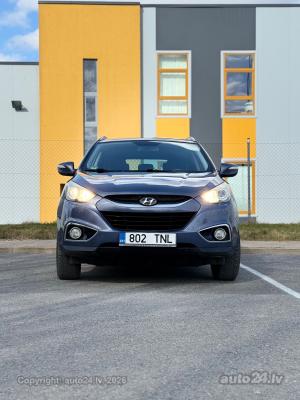Blue Hyundai ix35 2013 in Tallinn, with an engine capacity of 1.70 L and mileage of 340 thousand km for 5999 €, photo  on AUTOMOTO.COM.LV