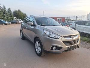 Brūns Hyundai ix35 2010 Utena, ar dzinēja tilpumu 2.00 L un nobraukumu 310 tūkst. km par 5200 €, foto 3 vietnē AUTOMOTO.COM.LV