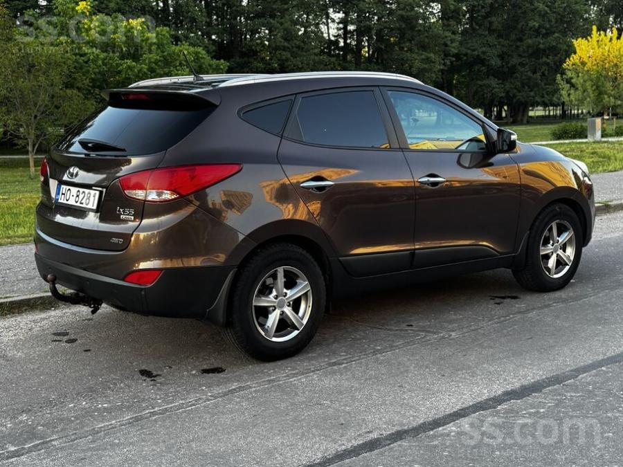Brūns Hyundai ix35 2011 Rīga, ar dzinēja tilpumu 2.00 L un nobraukumu 180 tūkst. km par 7150 €, foto 8 vietnē AUTOMOTO.COM.LV