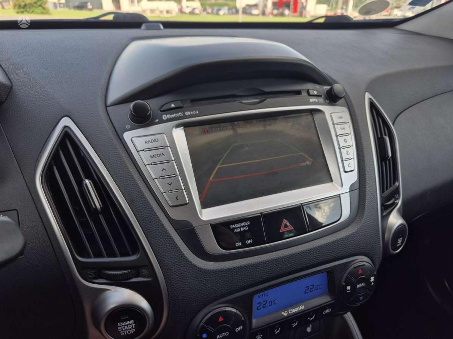Brūns Hyundai ix35 2011 Tauragė, ar dzinēja tilpumu 2.00 L un nobraukumu 221 tūkst. km par 5200 €, foto 10 vietnē AUTOMOTO.COM.LV