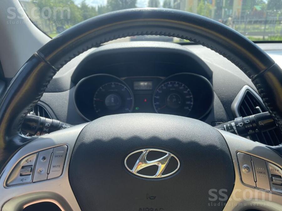 Brūns Hyundai ix35 2012 Rīga, ar dzinēja tilpumu 2.00 L un nobraukumu 24 tūkst. km par 5200 €, foto 9 vietnē AUTOMOTO.COM.LV
