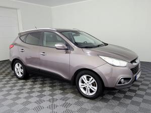 Brown Hyundai ix35 2012 in Tallinn, with an engine capacity of 2.00 L and mileage of 228 thousand km for 4499 €, photo  on AUTOMOTO.COM.LV
