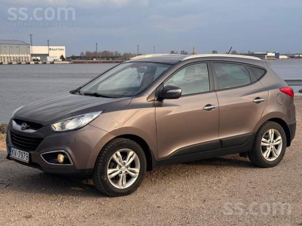 Коричневый Хендай их35 2012 в Рига, объемом двигателя 2.00 л и пробегом 147 тыс. км за 7250 €, фото 5 на AUTOMOTO.COM.LV