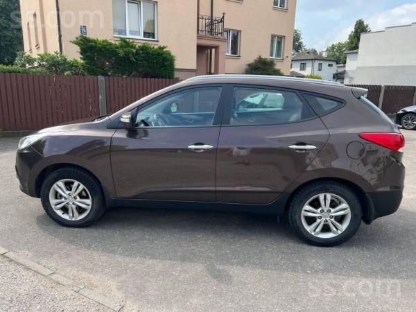 Brūns Hyundai ix35 2012 Rīga, ar dzinēja tilpumu 2.00 L un nobraukumu 230 tūkst. km par 5500 €, foto 7 vietnē AUTOMOTO.COM.LV