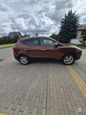 Brūns Hyundai ix35 2012 Marijampole, ar dzinēja tilpumu 2.00 L un nobraukumu 112 tūkst. km par 6200 €, foto 9 vietnē AUTOMOTO.COM.LV