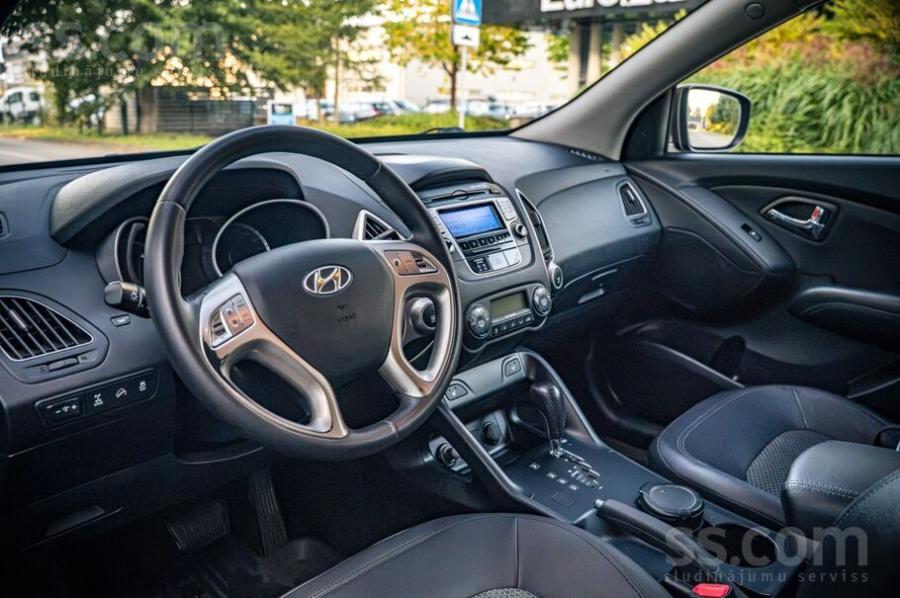 Brūns Hyundai ix35 2012 Rīga, ar dzinēja tilpumu 2.00 L un nobraukumu 139 tūkst. km par 7990 €, foto 9 vietnē AUTOMOTO.COM.LV