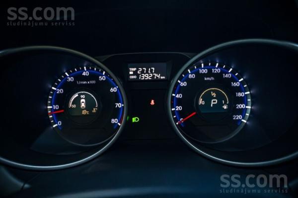 Brūns Hyundai ix35 2012 Rīga, ar dzinēja tilpumu 2.00 L un nobraukumu 139 tūkst. km par 7990 €, foto 10 vietnē AUTOMOTO.COM.LV