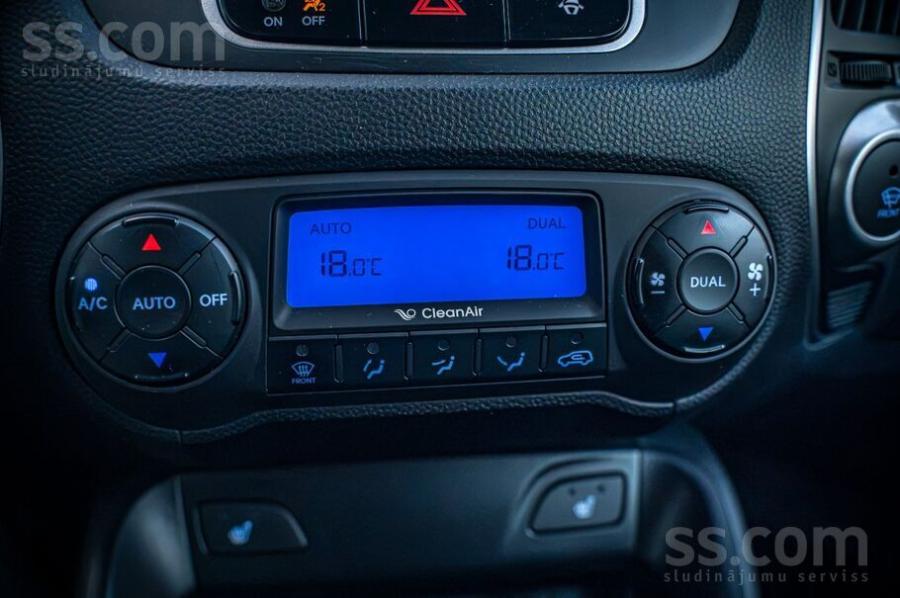 Brūns Hyundai ix35 2012 Rīga, ar dzinēja tilpumu 2.00 L un nobraukumu 139 tūkst. km par 7990 €, foto 19 vietnē AUTOMOTO.COM.LV