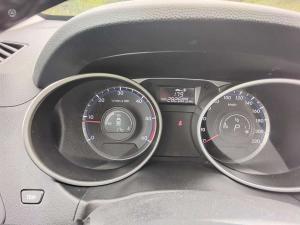 Brown Hyundai ix35 2013 in Siauliai, with an engine capacity of 2.00 L and mileage of 282 thousand km for 5750 €, photo 13 on AUTOMOTO.COM.LV