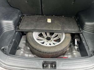 Brown Hyundai ix35 2013 in Siauliai, with an engine capacity of 2.00 L and mileage of 283 thousand km for 5900 €, photo 18 on AUTOMOTO.COM.LV
