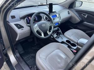 Brūns Hyundai ix35 2013 Rīga, ar dzinēja tilpumu 2.00 L un nobraukumu 209 tūkst. km par 5990 €, foto 6 vietnē AUTOMOTO.COM.LV