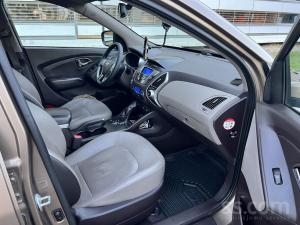 Brūns Hyundai ix35 2013 Rīga, ar dzinēja tilpumu 2.00 L un nobraukumu 209 tūkst. km par 5990 €, foto 9 vietnē AUTOMOTO.COM.LV