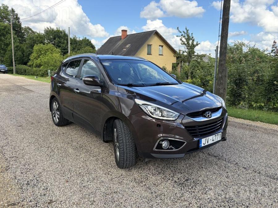 Brūns Hyundai ix35 2015 Rēzekne, ar dzinēja tilpumu 2.00 L un nobraukumu 283 tūkst. km par 7300 €, foto 8 vietnē AUTOMOTO.COM.LV