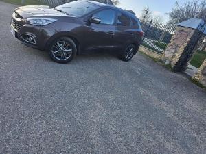 Brūns Hyundai ix35 2015 Viļņa, ar dzinēja tilpumu 2.00 L un nobraukumu 218 tūkst. km par 5999 €, foto 5 vietnē AUTOMOTO.COM.LV
