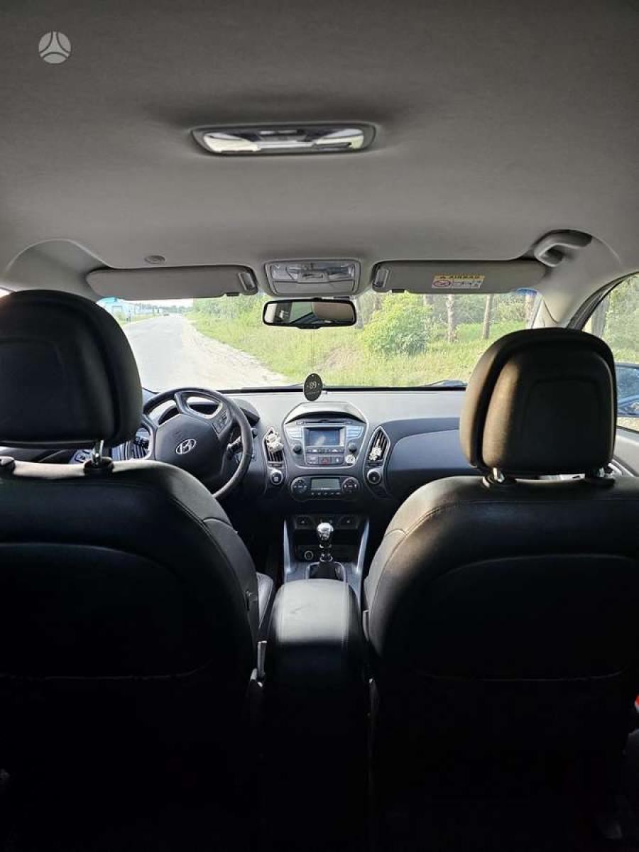 Brūns Hyundai ix35 2015 Viļņa, ar dzinēja tilpumu 2.00 L un nobraukumu 218 tūkst. km par 5999 €, foto 7 vietnē AUTOMOTO.COM.LV