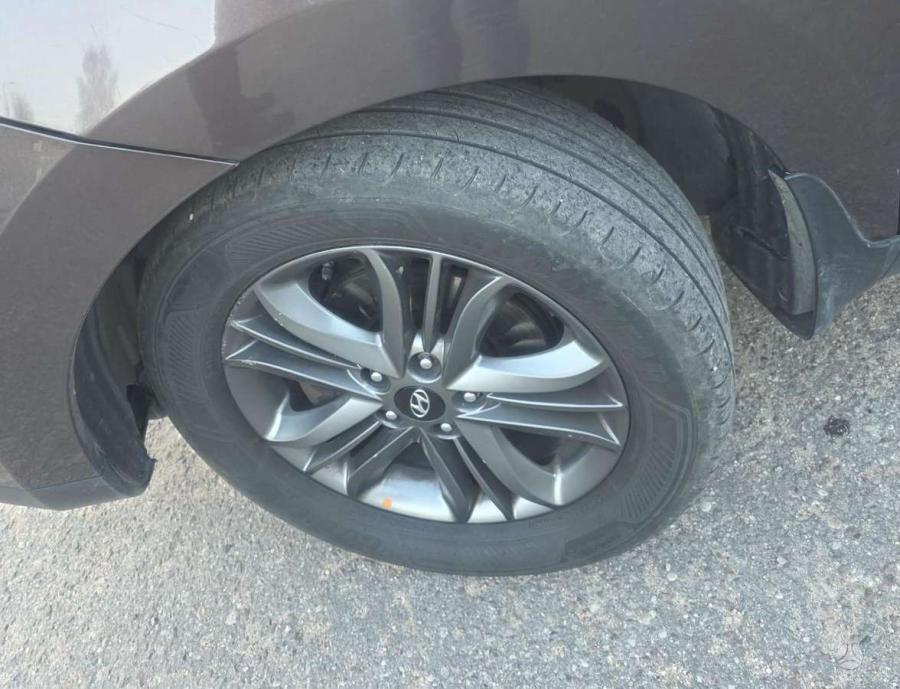 Brūns Hyundai ix35 2015 Viļņa, ar dzinēja tilpumu 2.00 L un nobraukumu 218 tūkst. km par 5999 €, foto 11 vietnē AUTOMOTO.COM.LV