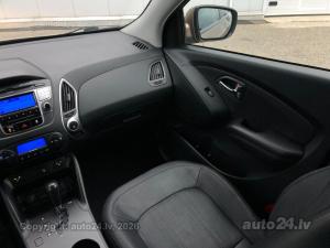 Brūns Hyundai ix35 2013 Tartu, ar dzinēja tilpumu 2.00 L un nobraukumu 149 tūkst. km par 9990 €, foto 4 vietnē AUTOMOTO.COM.LV