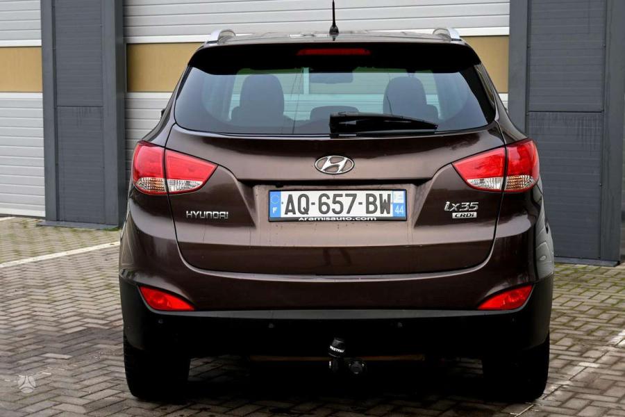 Brūns Hyundai ix35 2010 Kretinga, ar dzinēja tilpumu 2.00 L un nobraukumu 257 tūkst. km par 5299 €, foto 8 vietnē AUTOMOTO.COM.LV