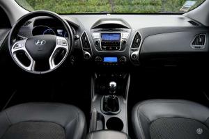 Brūns Hyundai ix35 2010 Kretinga, ar dzinēja tilpumu 2.00 L un nobraukumu 257 tūkst. km par 5299 €, foto 26 vietnē AUTOMOTO.COM.LV