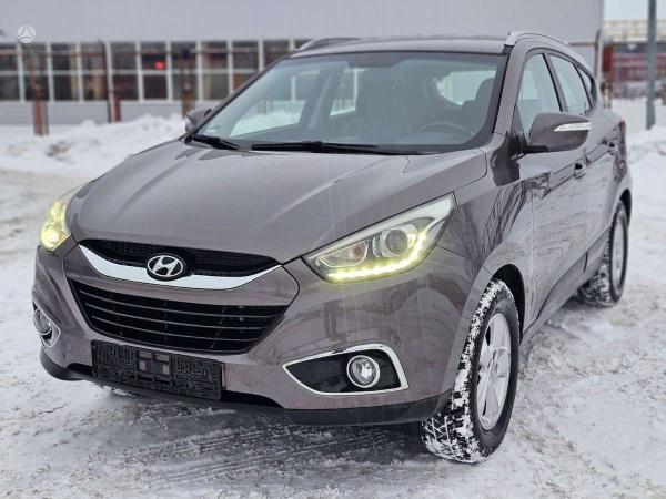 Brūns Hyundai ix35 2014 Rokiškis, ar dzinēja tilpumu 1.69 L un nobraukumu 270 tūkst. km par 4750 €, foto 2 vietnē AUTOMOTO.COM.LV