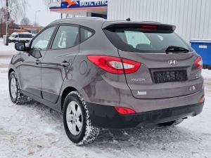 Brown Hyundai ix35 2014 in Rokiskis, with an engine capacity of 1.69 L and mileage of 270 thousand km for 4750 €, photo 14 on AUTOMOTO.COM.LV