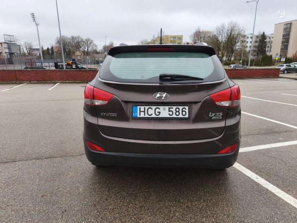Hyundai ix35 2010 Telšiai, ar dzinēja tilpumu 2.00 L un nobraukumu 335 tūkst. km par 4200 €, foto 7 vietnē AUTOMOTO.COM.LV