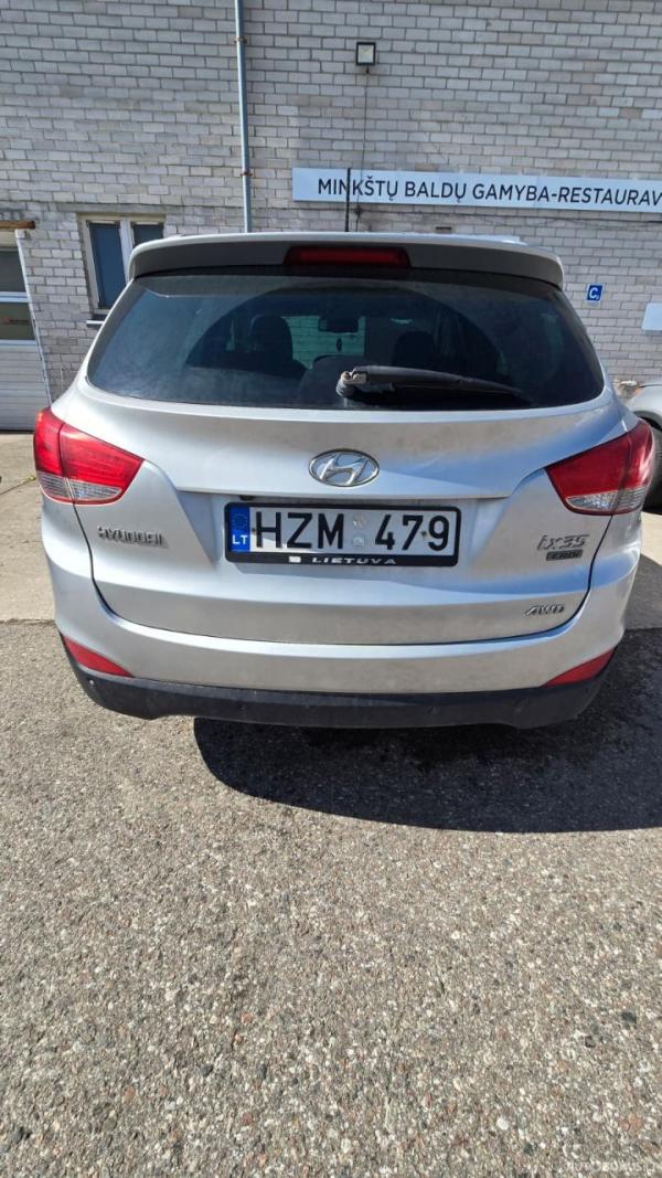 Hyundai ix35 2010 Klaipėda, ar dzinēja tilpumu 2.00 L un nobraukumu 262 tūkst. km par 5000 €, foto 5 vietnē AUTOMOTO.COM.LV