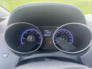 Hyundai ix35 2010 in Kaunas, with an engine capacity of 2.00 L and mileage of 275 thousand km for 6500 €, photo 14 on AUTOMOTO.COM.LV