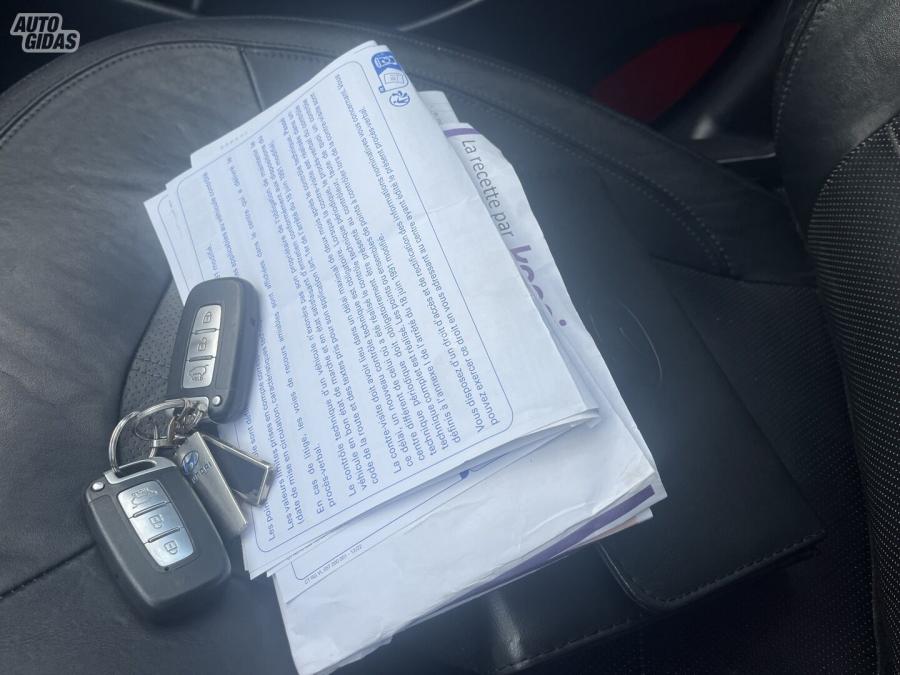 Hyundai ix35 2010 in Kaunas, with an engine capacity of 2.00 L and mileage of 275 thousand km for 6500 €, photo 30 on AUTOMOTO.COM.LV