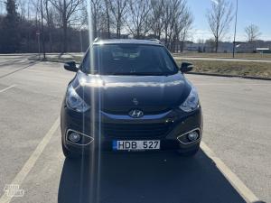 Hyundai ix35 2011 in Siauliai, with an engine capacity of 1.70 L and mileage of 364 thousand km for 4950 €, photo 8 on AUTOMOTO.COM.LV