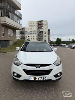 Hyundai ix35 2011 Viļņa, ar dzinēja tilpumu 2.00 L un nobraukumu 290 tūkst. km par 5900 €, foto 3 vietnē AUTOMOTO.COM.LV