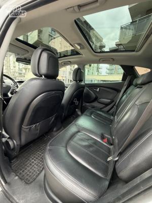 Hyundai ix35 2011 Viļņa, ar dzinēja tilpumu 2.00 L un nobraukumu 290 tūkst. km par 5900 €, foto 11 vietnē AUTOMOTO.COM.LV