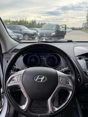 Hyundai ix35 2011 Viļņa, ar dzinēja tilpumu 2.00 L un nobraukumu 290 tūkst. km par 5900 €, foto 13 vietnē AUTOMOTO.COM.LV