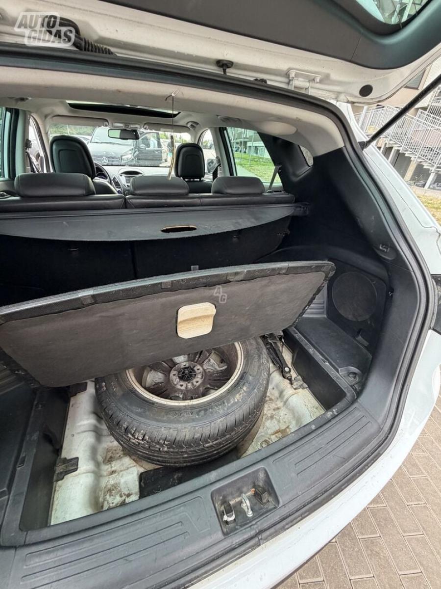 Hyundai ix35 2011 Viļņa, ar dzinēja tilpumu 2.00 L un nobraukumu 290 tūkst. km par 5900 €, foto 16 vietnē AUTOMOTO.COM.LV