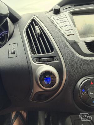 Hyundai ix35 2011 Viļņa, ar dzinēja tilpumu 2.00 L un nobraukumu 290 tūkst. km par 5900 €, foto 21 vietnē AUTOMOTO.COM.LV