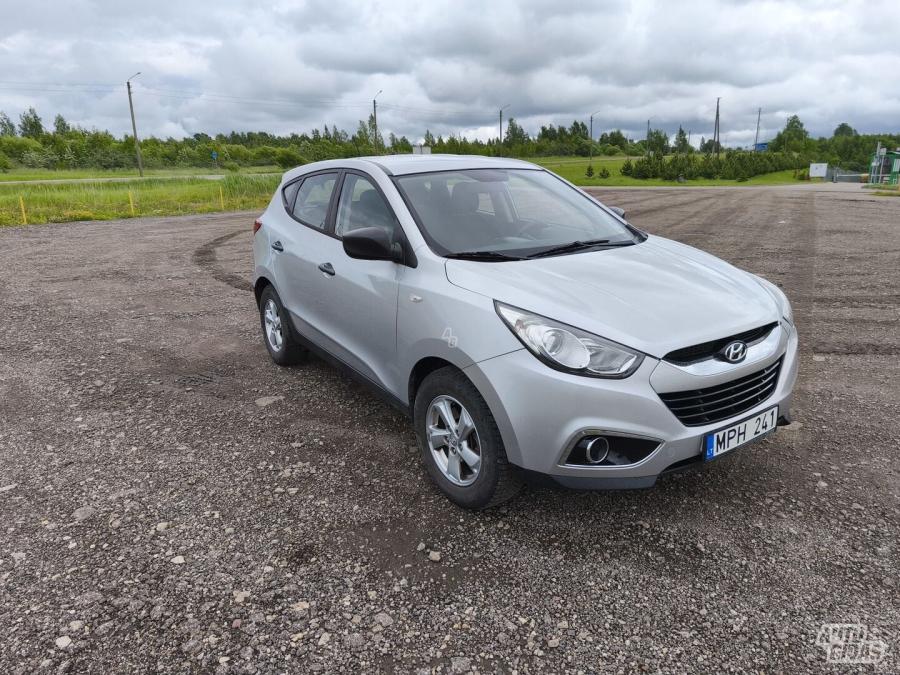 Hyundai ix35 2011 Utena, ar dzinēja tilpumu 1.70 L un nobraukumu 290 tūkst. km par 5500 €, foto 3 vietnē AUTOMOTO.COM.LV