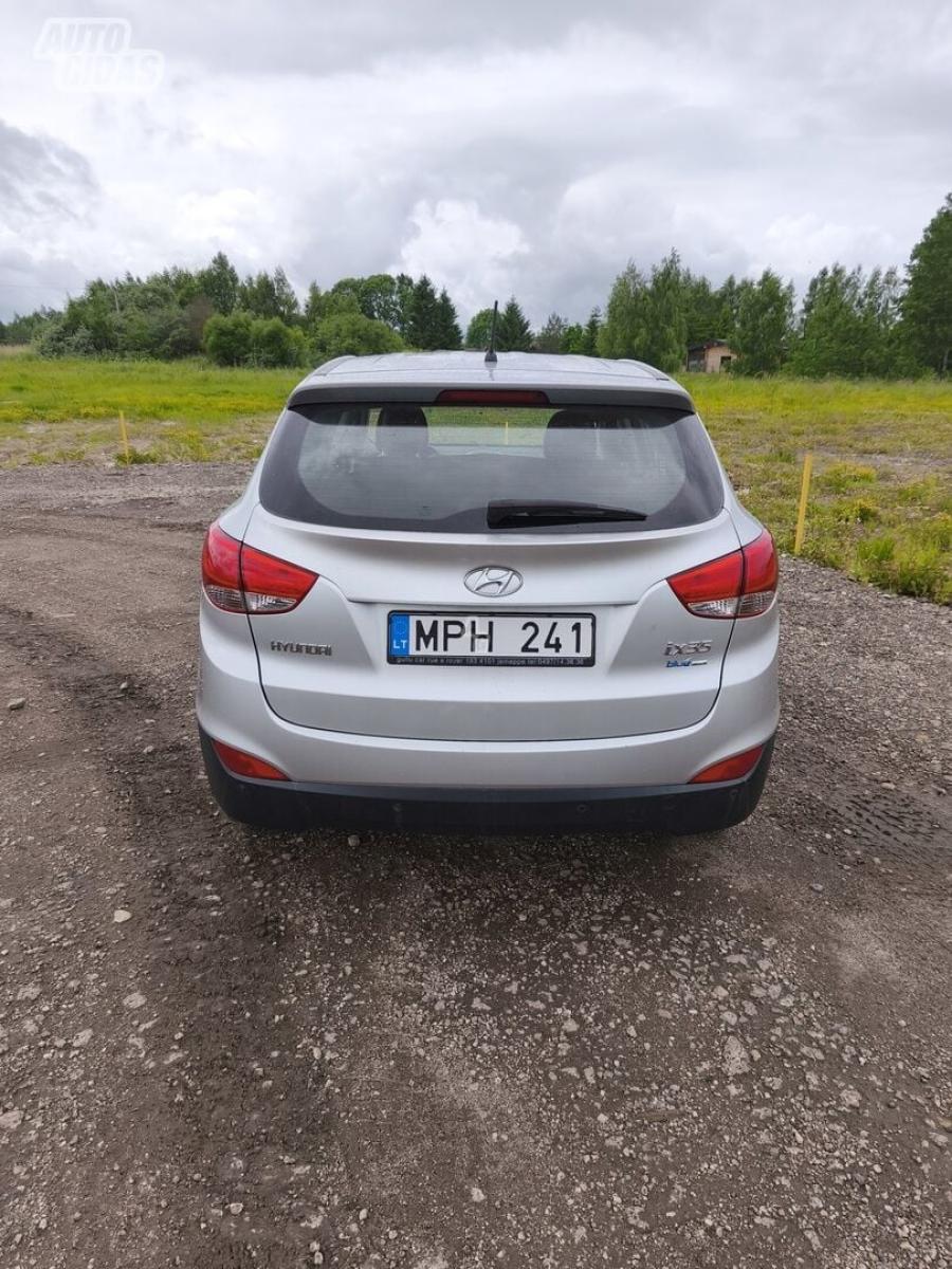 Hyundai ix35 2011 Utena, ar dzinēja tilpumu 1.70 L un nobraukumu 290 tūkst. km par 5500 €, foto 6 vietnē AUTOMOTO.COM.LV