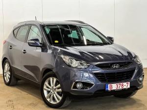 Hyundai ix35 2011 in Jurmala, with an engine capacity of 2.00 L and mileage of 198 thousand km for 7550 €, photo 5 on AUTOMOTO.COM.LV
