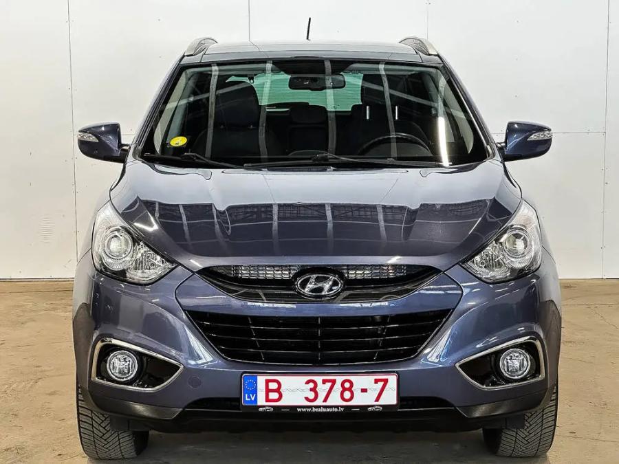Hyundai ix35 2011 in Jurmala, with an engine capacity of 2.00 L and mileage of 198 thousand km for 7550 €, photo 8 on AUTOMOTO.COM.LV