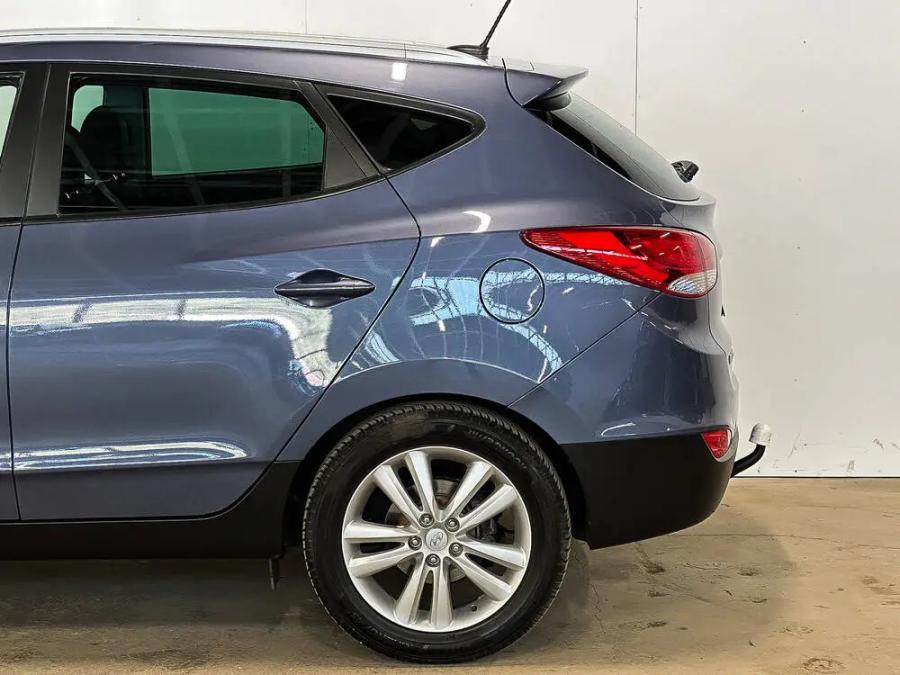 Hyundai ix35 2011 in Jurmala, with an engine capacity of 2.00 L and mileage of 198 thousand km for 7550 €, photo 19 on AUTOMOTO.COM.LV
