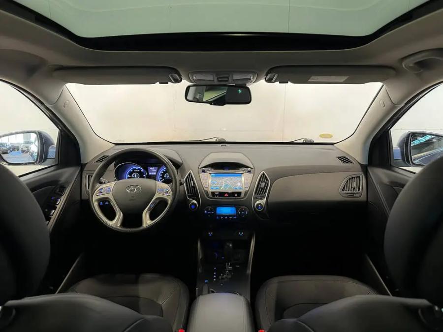 Hyundai ix35 2011 in Jurmala, with an engine capacity of 2.00 L and mileage of 198 thousand km for 7550 €, photo 24 on AUTOMOTO.COM.LV