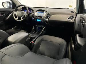 Hyundai ix35 2011 in Jurmala, with an engine capacity of 2.00 L and mileage of 198 thousand km for 7550 €, photo 25 on AUTOMOTO.COM.LV