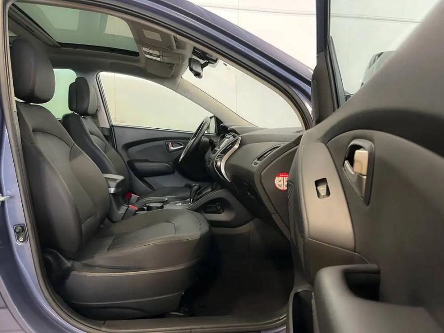 Hyundai ix35 2011 in Jurmala, with an engine capacity of 2.00 L and mileage of 198 thousand km for 7550 €, photo 26 on AUTOMOTO.COM.LV